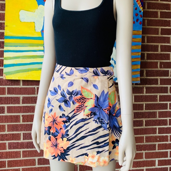 Cache | Shorts | Cach Summer Floral Skort | Poshmark